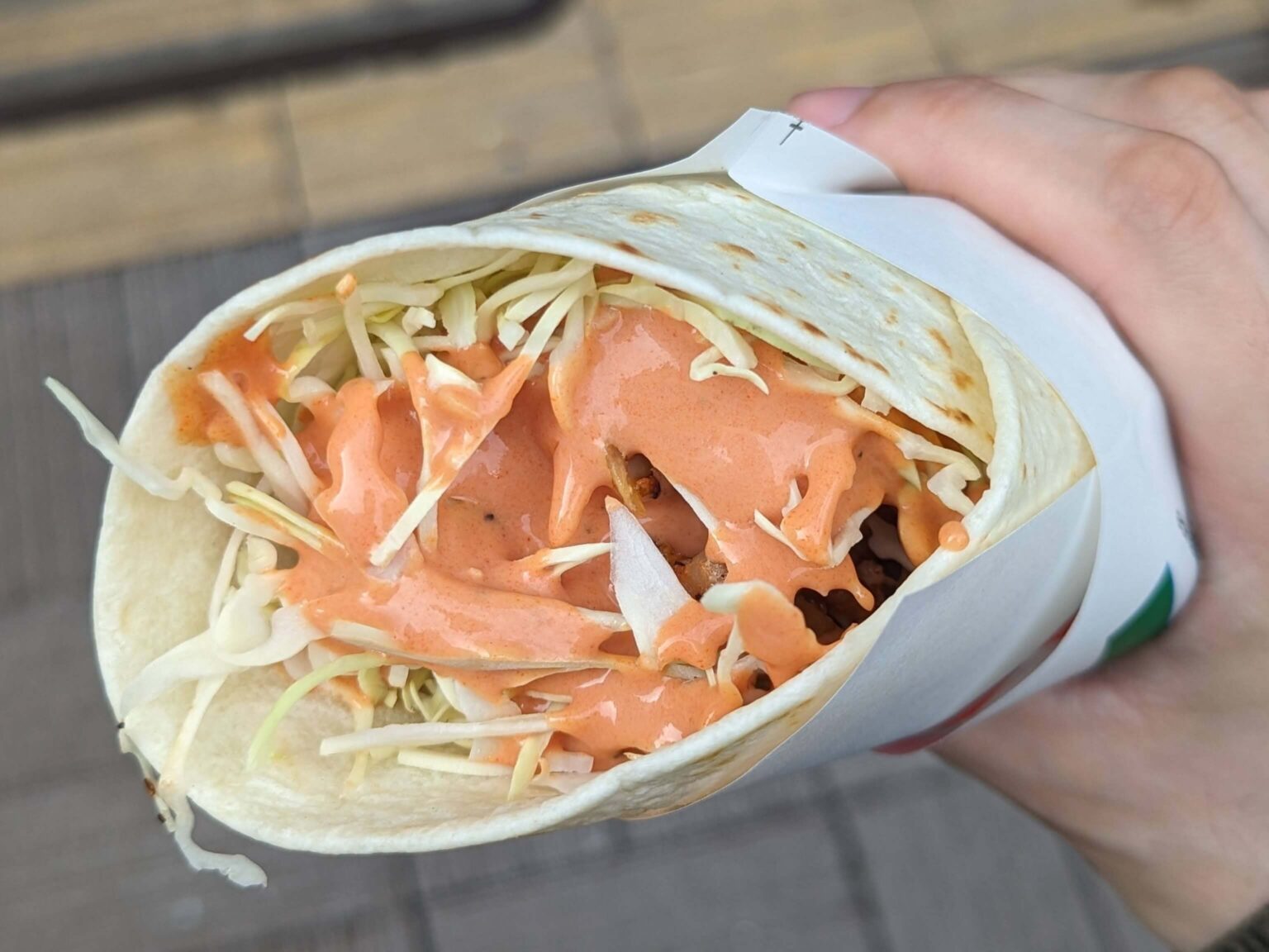 【新宿】東南口からすぐのケバブ屋「EFE KEBAB Mike」でケバブラップを食べてみた、お店の情報も併せて紹介 | 東京のケバブ屋を一覧で ...